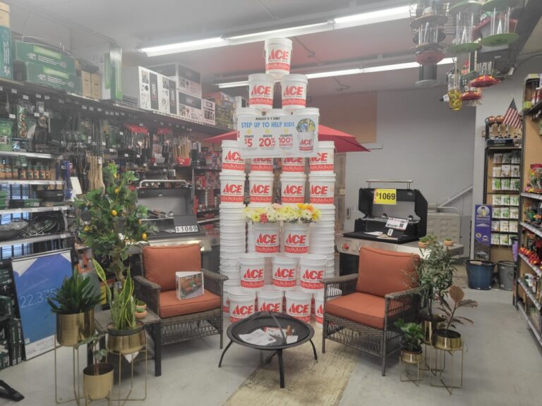Laurel Ace Hardware, Oakland